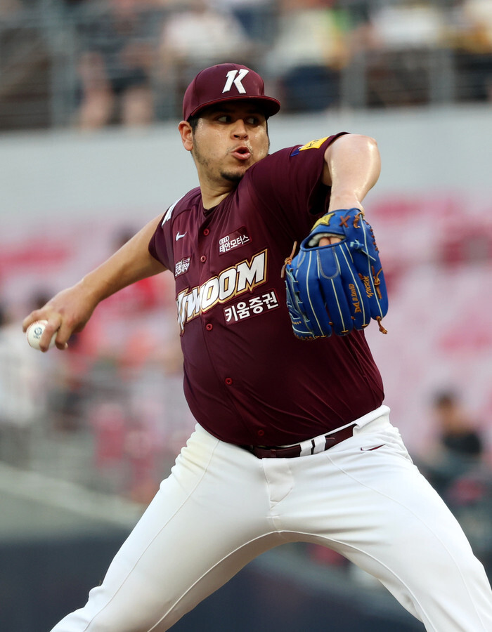 Baseball: Kia Tigers vs. Kiwoom Heroes